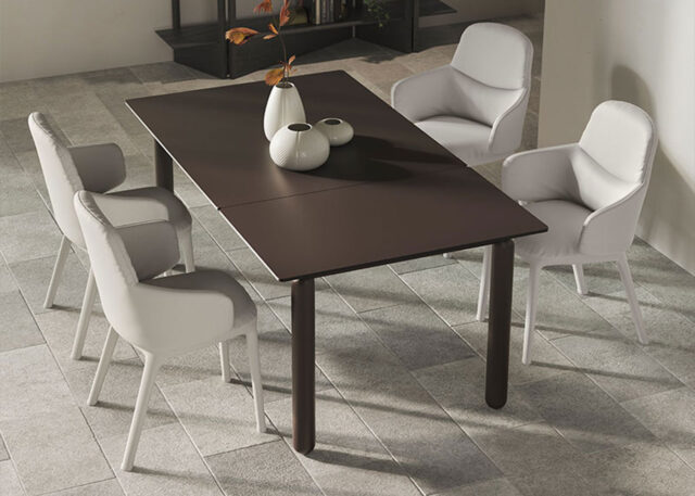 Natuzzi Italia Edgar Dining Armchair - Midfurn Furniture Superstore